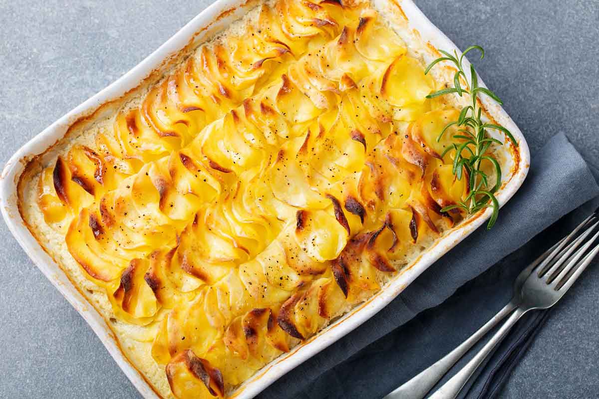 Batata gratinada: 3 receitas para a batata ficar perfeita e crocante ...