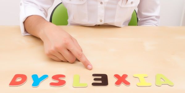 DISLEXIA: o que é, o que fazer e Como Identificar - greenMe