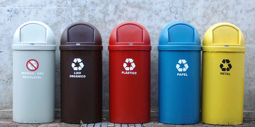 Lixo reciclável: lavar ou não? Como separar o lixo? - greenMe