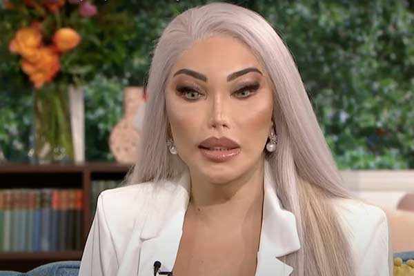 Finalmente Barbie após 90 cirurgias e 1 milhão de libras - greenMe